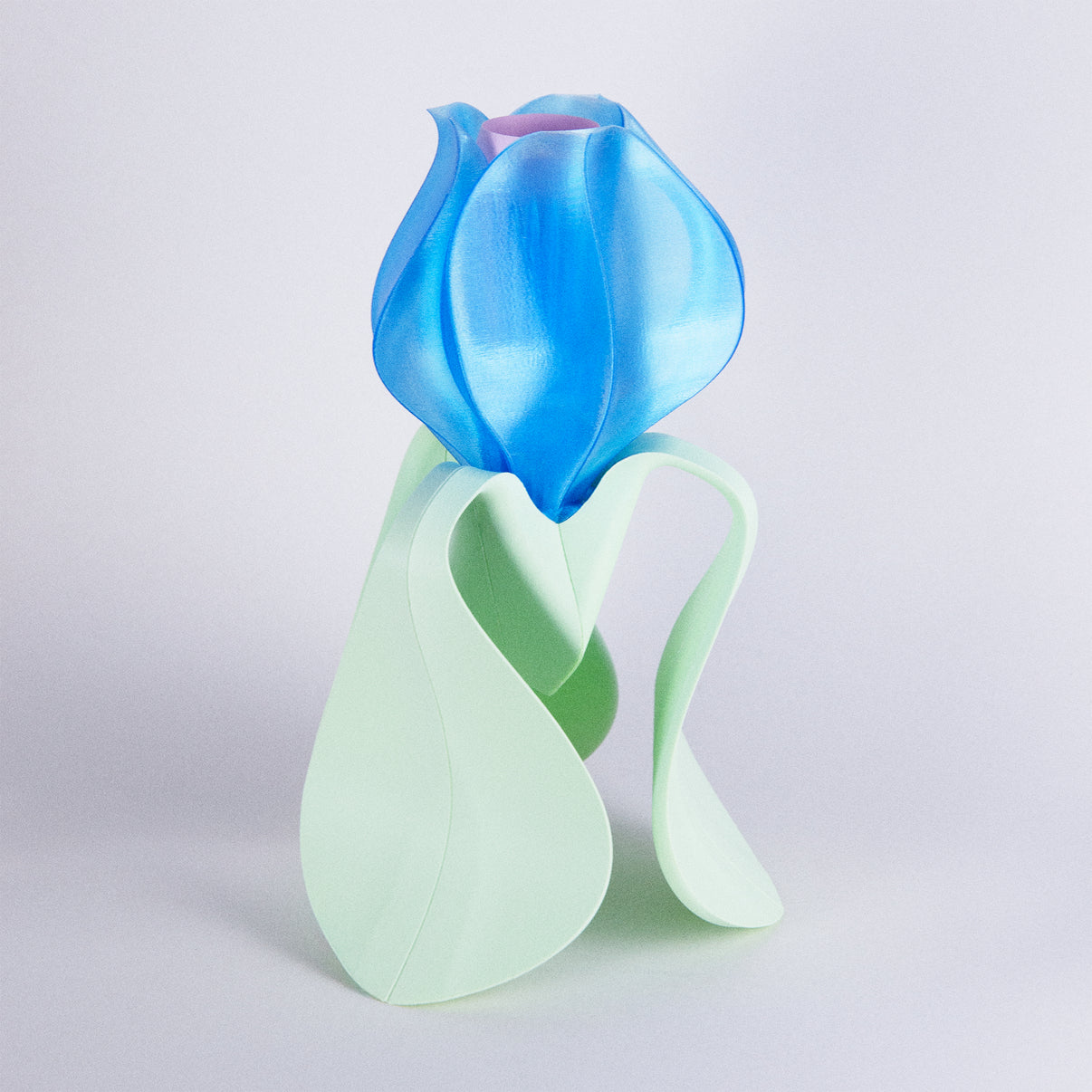 Irrational Flames X Natacha Birds - IRIS LAMINA - lampe à poser - verte